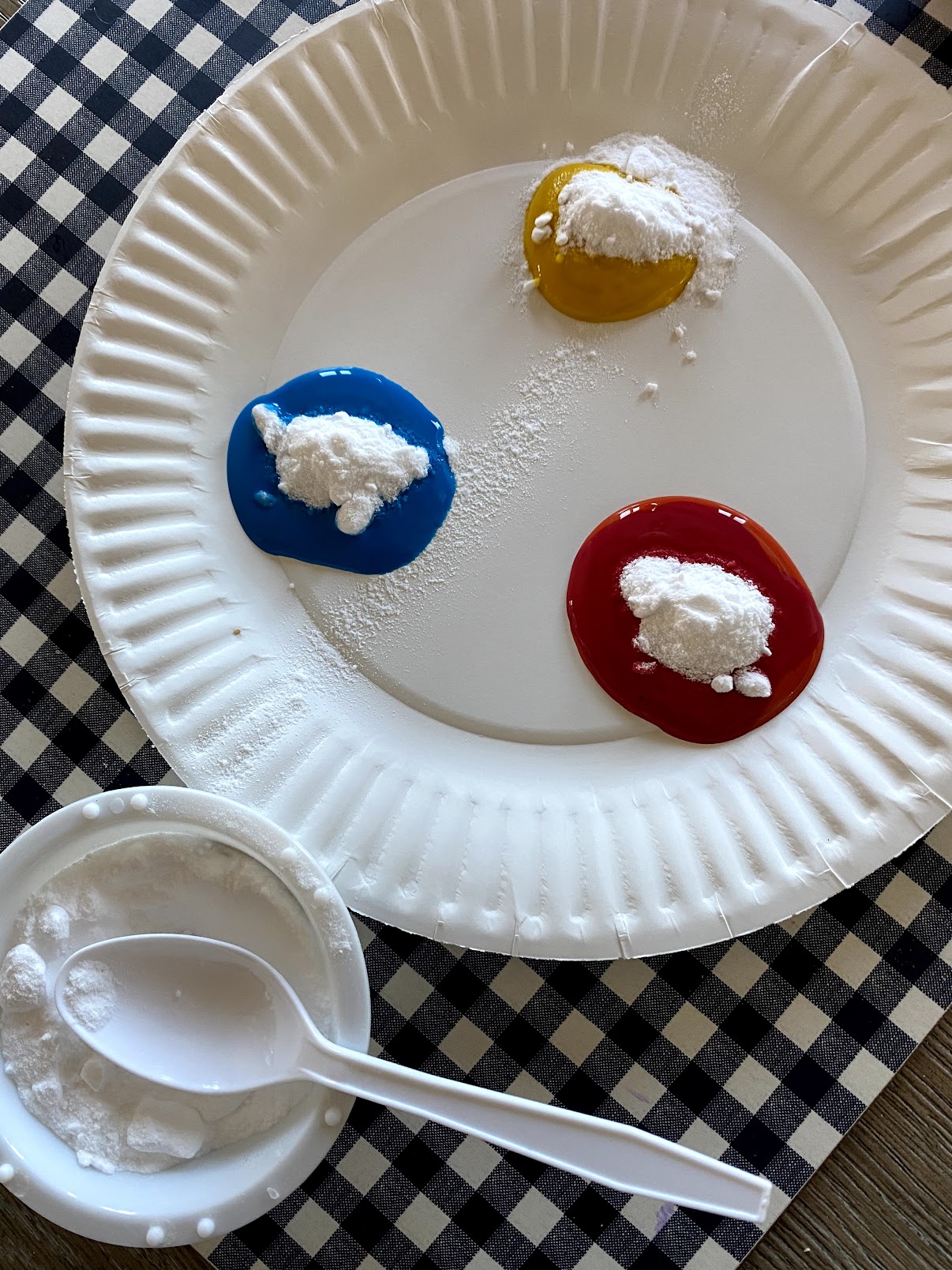 Fizzy Science Experiment with Pumpkins - Toddler Approved