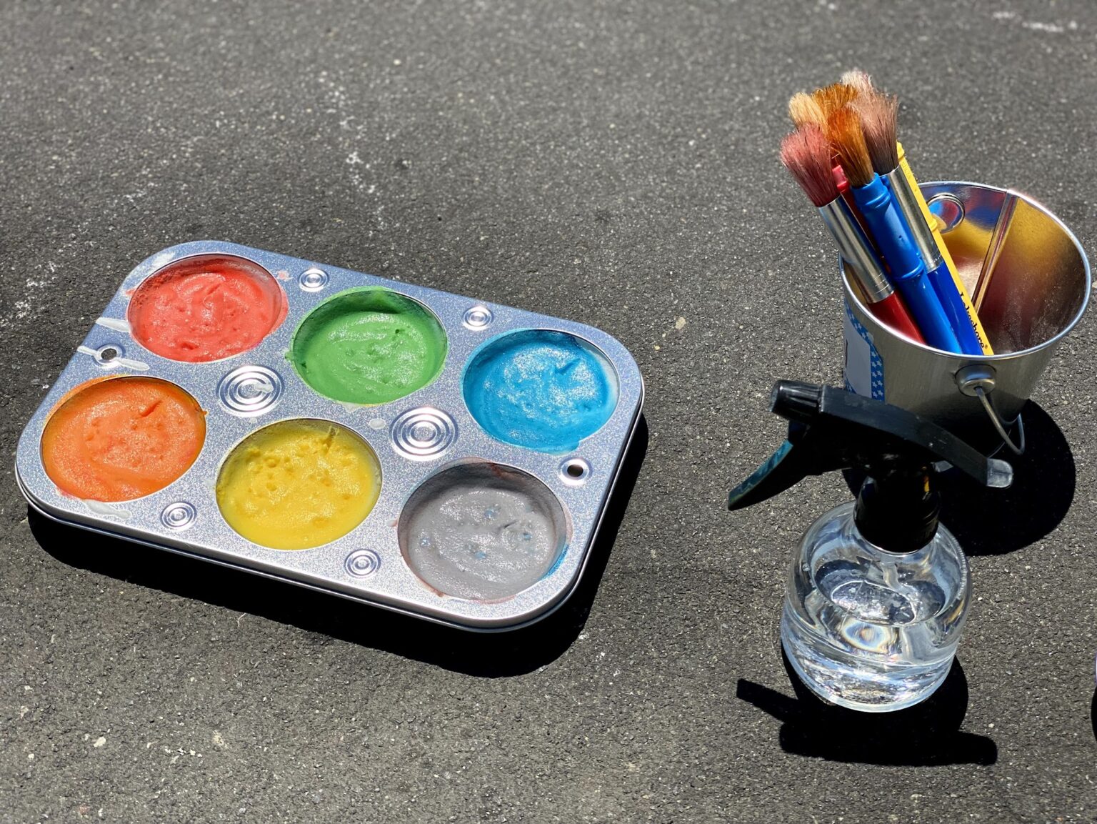 How To Make Fizzy Sidewalk Paint - Toddler Approved